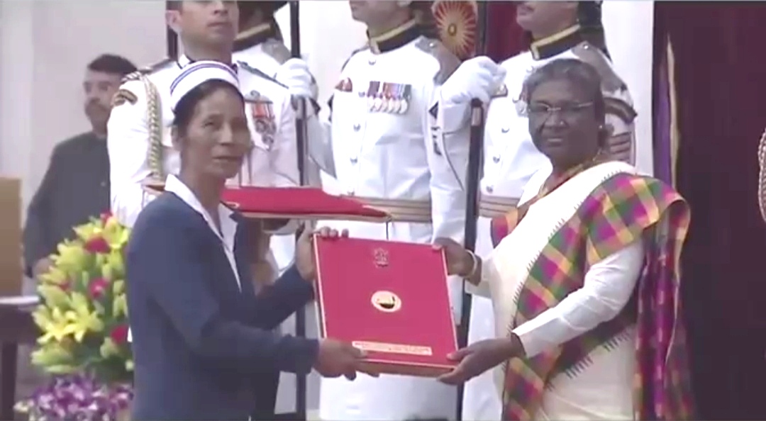 Mizoram nurse receives Florence Nightingale award from President - Hub News
