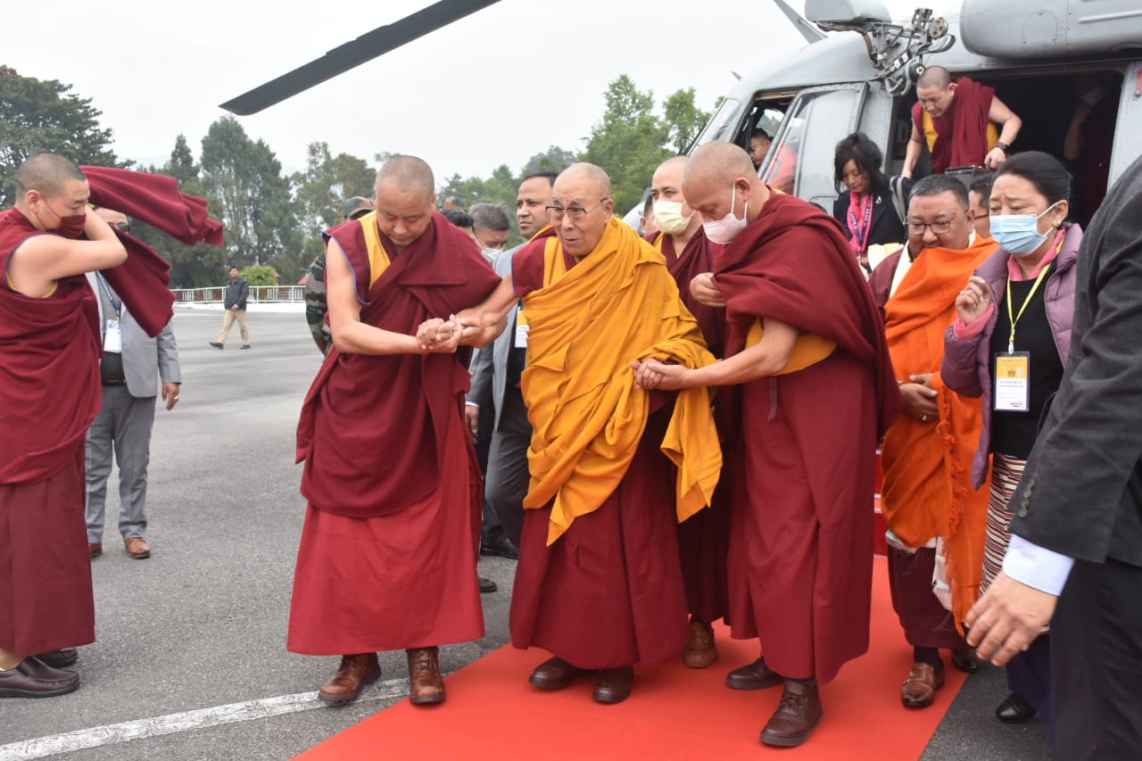 Dalai Lama receives grand welcome in Gangtok, embarks on spiritual ...